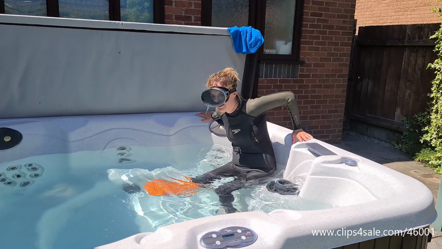 Can You Wear A Wetsuit In A Hot Tub at Daniel Fisher blog